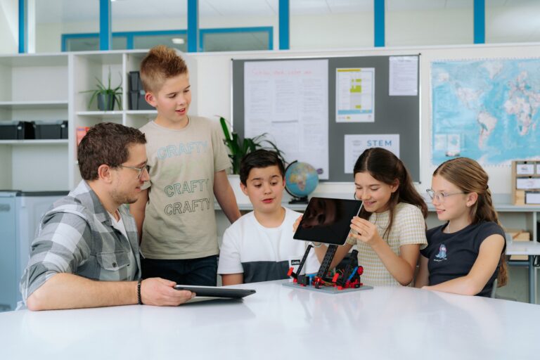 The High School Coding Kit That Sparks STEM Curiosity